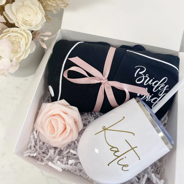 600+ Best Bridesmaid Gifts (from $2.99) - Bridesmaid Gifts Boutique